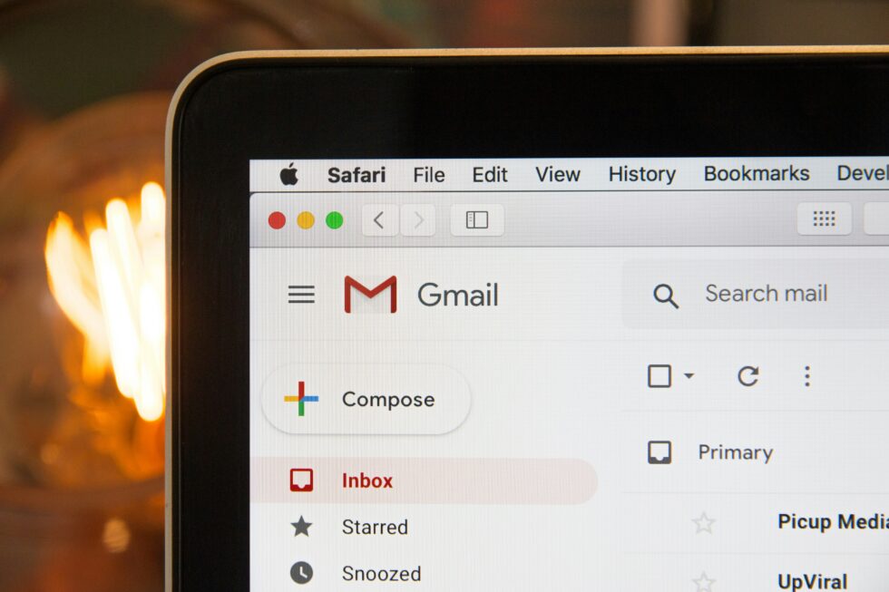 Mastering Email Writing in English: Tips & Examples